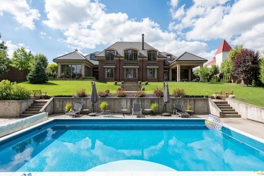 Unveiling Luxury Real Estate in Canada: Beyond the Price Tag Unveiling Luxury Real Estate in Canada: Beyond the Price Tag